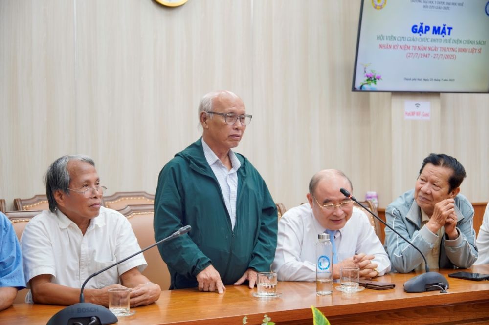 Hoạt động Hue-UMP | Trường Đại học Y - Dược, Đại học Huế: Gặp mặt, toạ đàm nhân kỷ niệm 78 năm ...